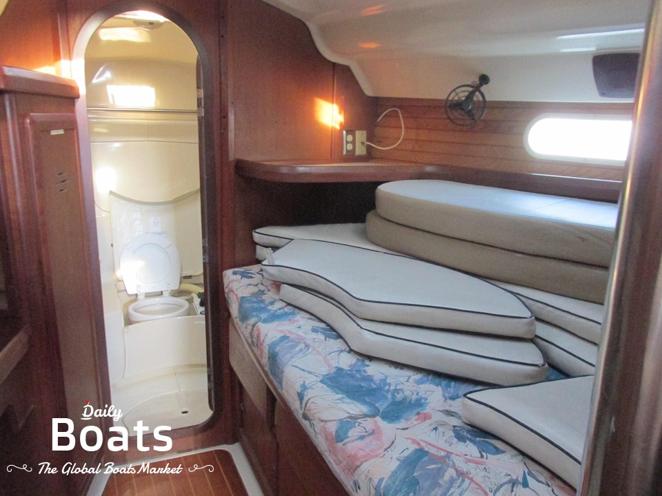 1996 Hunter Legend43 for sale. View price, photos and Buy 1996 Hunter ...
