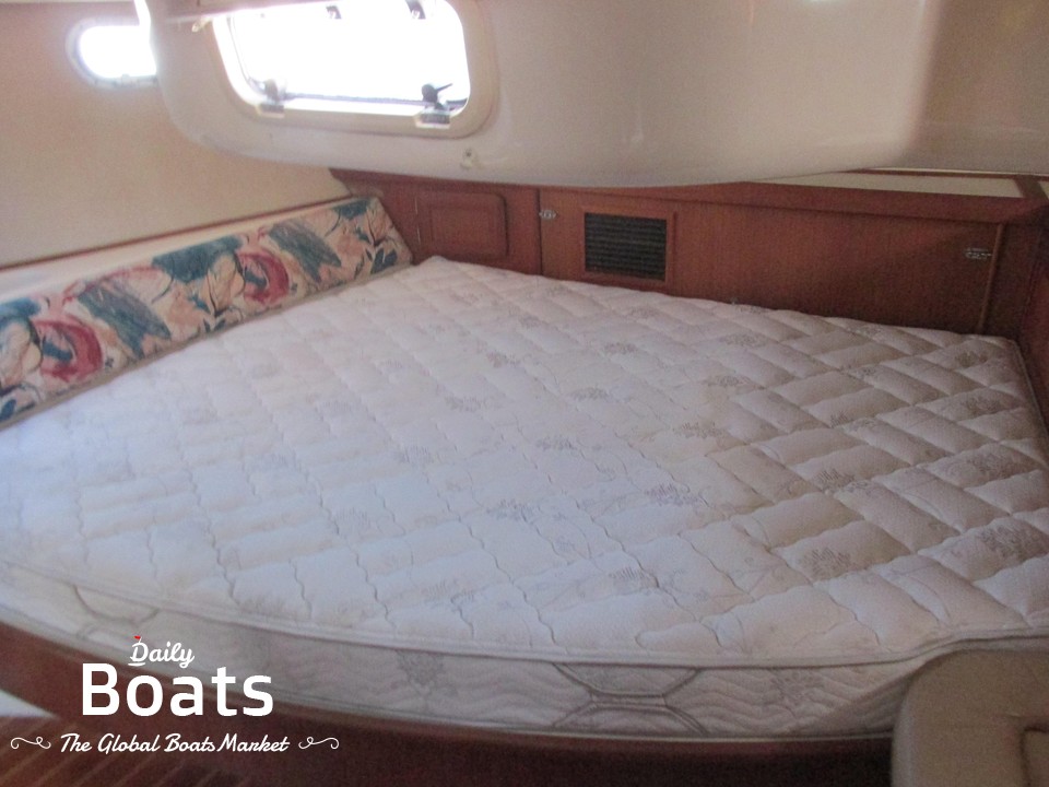 1996 Hunter Legend43 for sale. View price, photos and Buy 1996 Hunter ...