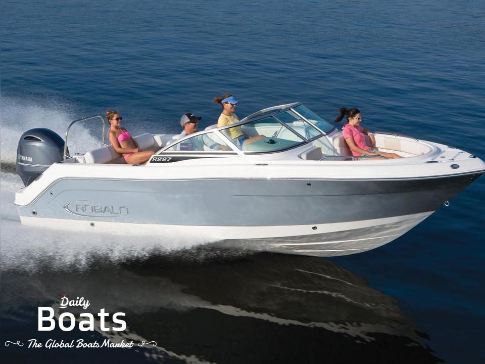2022 Robalo R227 Dual Console for sale. View price, photos and Buy 2022 ...