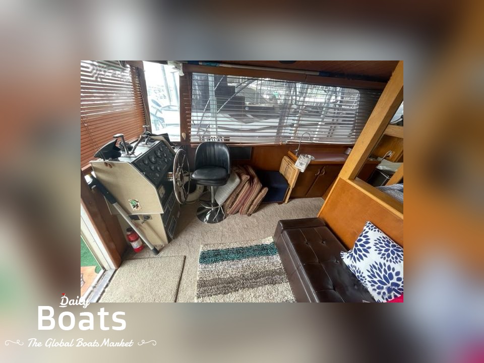 1972 Marinette Sea-Crest 41 Houseboat for sale. View price, photos and ...