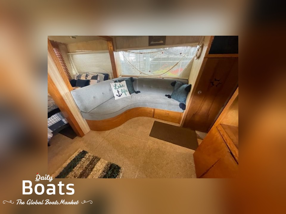 1972 Marinette Sea-Crest 41 Houseboat for sale. View price, photos and ...