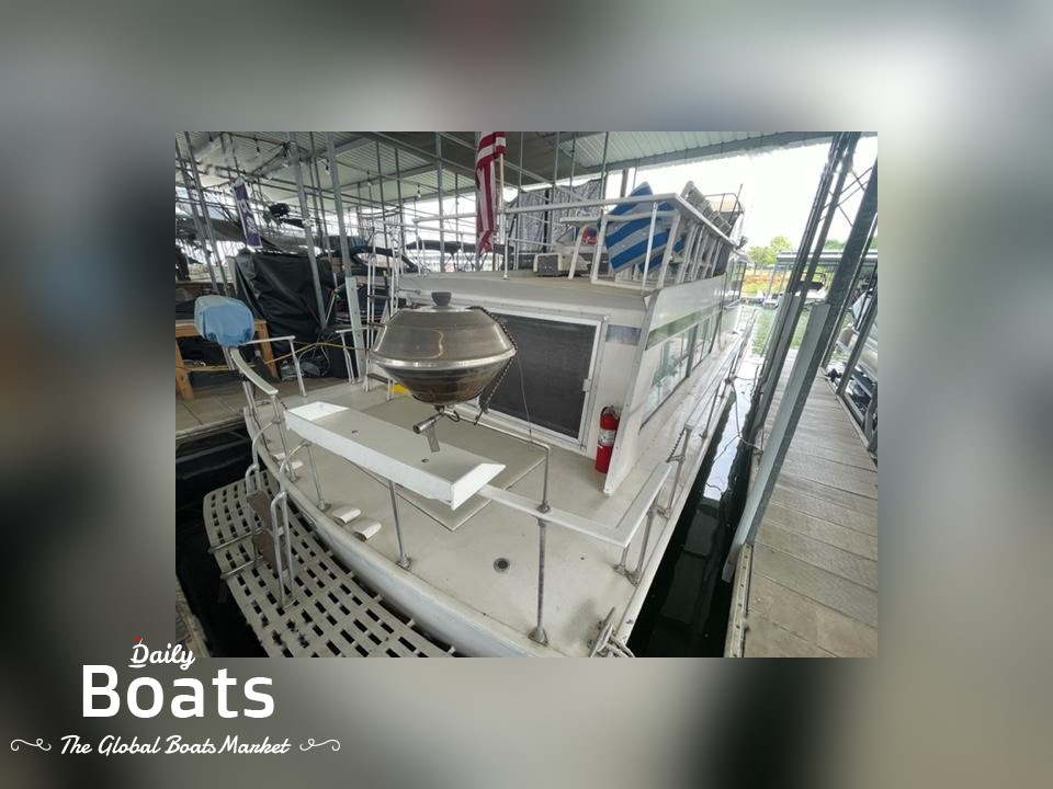 1972 Marinette Sea-Crest 41 Houseboat for sale. View price, photos and ...