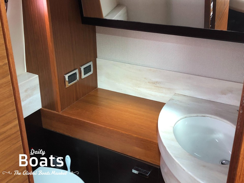 2016 Tiara Yachts Q44 for sale. View price, photos and Buy 2016 Tiara ...