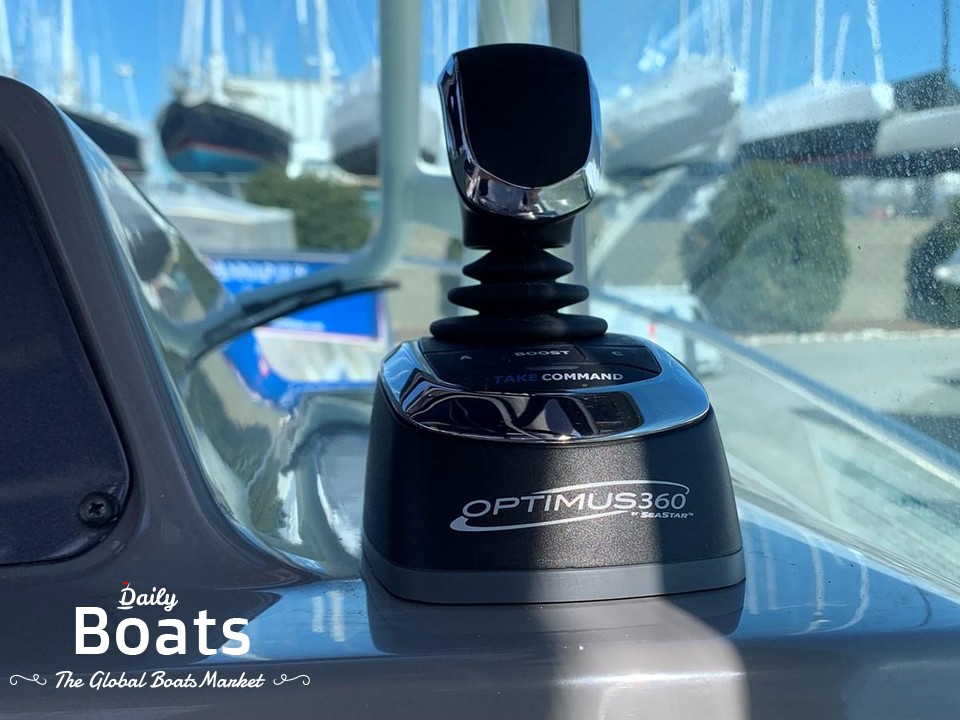 2019 Robalo R305 Walkaround for sale. View price, photos and Buy 2019 ...