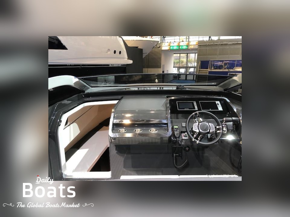 2022 Fairline F-Line 33 Outboard for sale. View price, photos and Buy ...