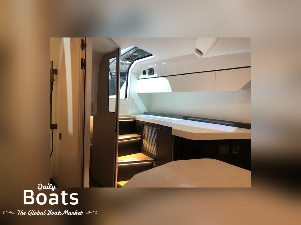 2022 Fairline F-Line 33 Outboard for sale. View price, photos and Buy ...