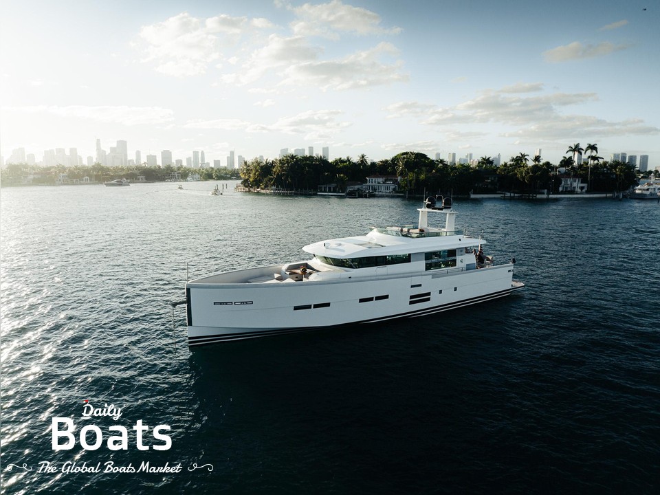 2014 Delta Powerboats 88 Carbon Yacht for sale. View price, photos and ...