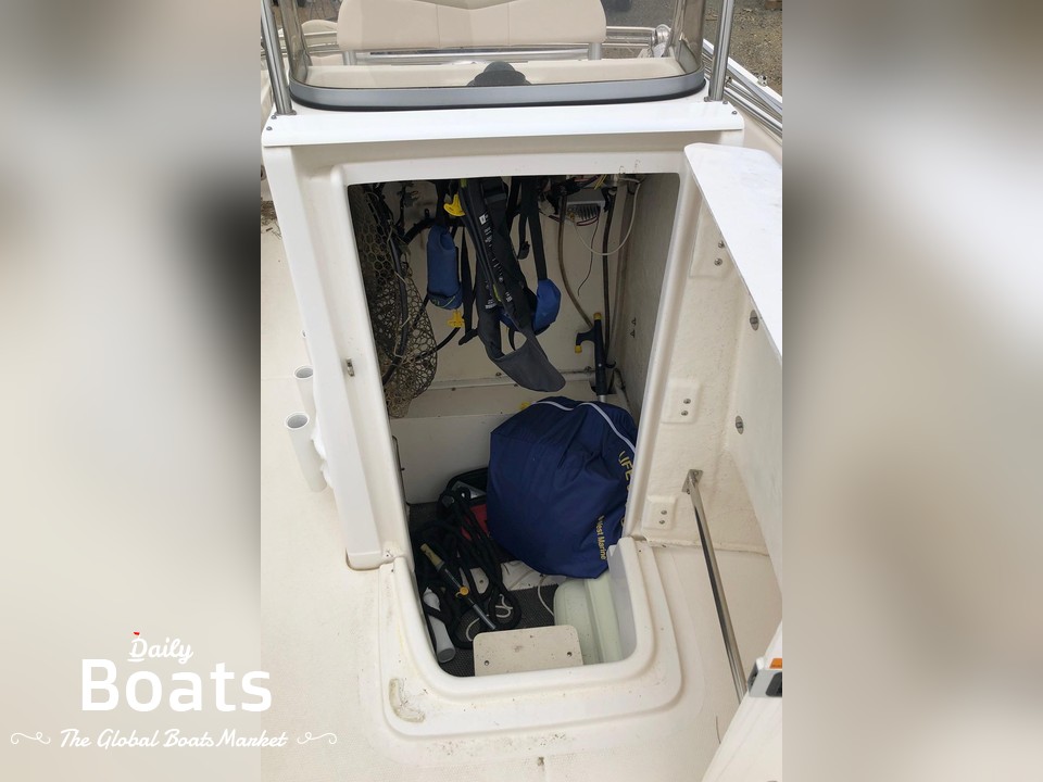 2017 Robalo R180 Cc for sale. View price, photos and Buy 2017 Robalo ...