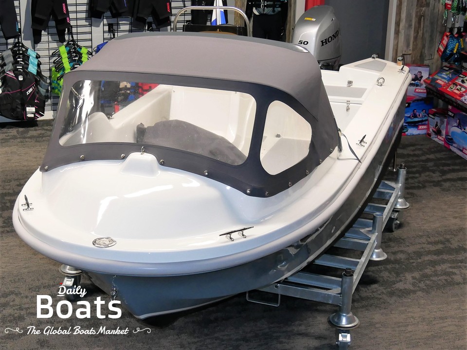 2004 Fassmer 400 for sale. View price, photos and Buy 2004 Fassmer 400 ...