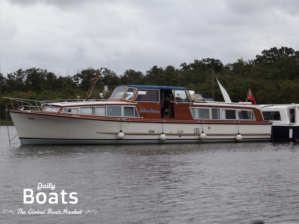 1976 Custom Earnest Collins 40 River Cruiser for sale. View price ...