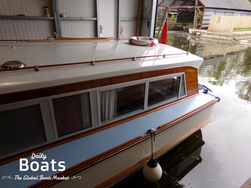 Custom Earnest Collins 40 River Cruiser for sale. View price, photos ...