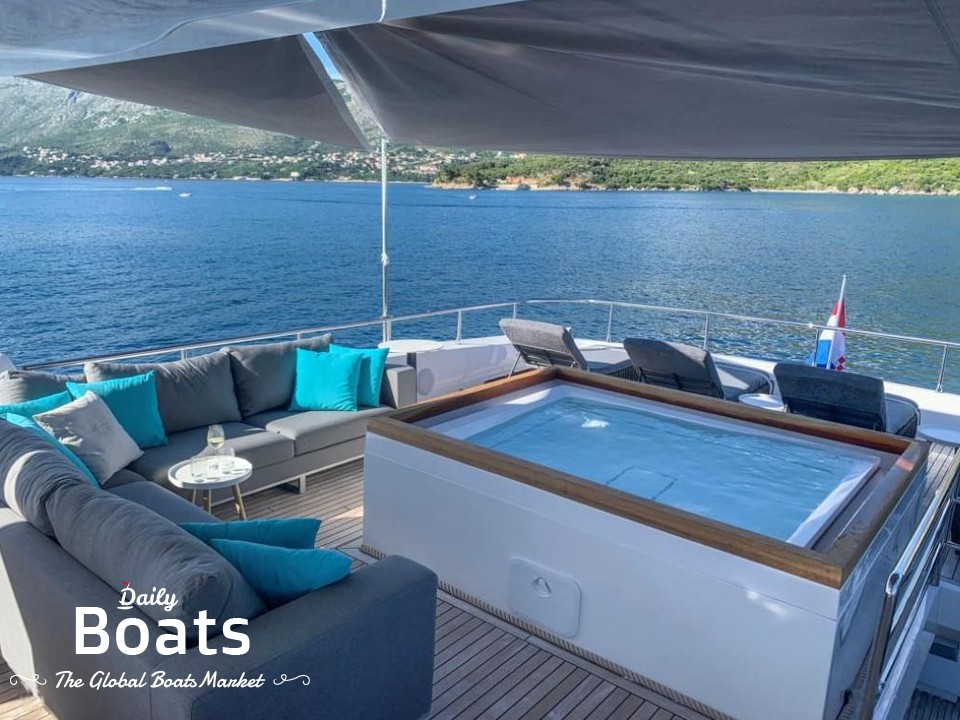 2006 Tecnomar Nadara 35 Fly Princess Lona for sale. View price, photos ...