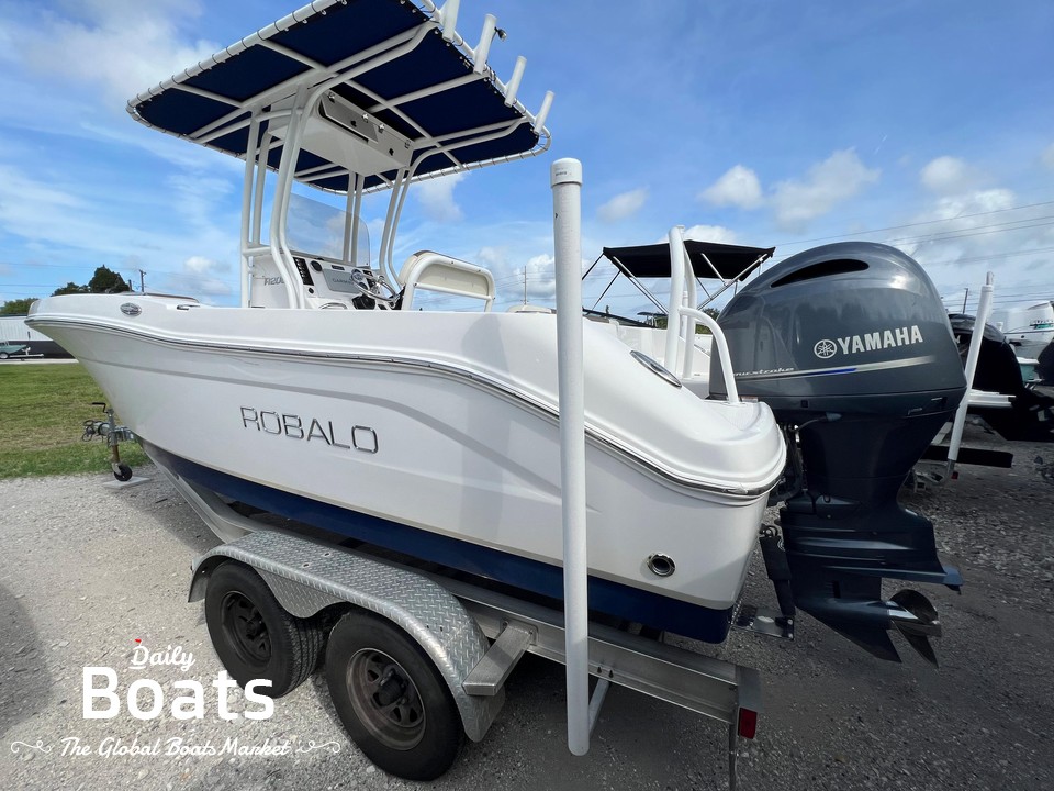 2017 Robalo R200 Center Console for sale. View price, photos and Buy ...