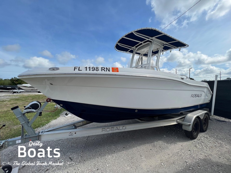 2017 Robalo R200 Center Console for sale. View price, photos and Buy ...