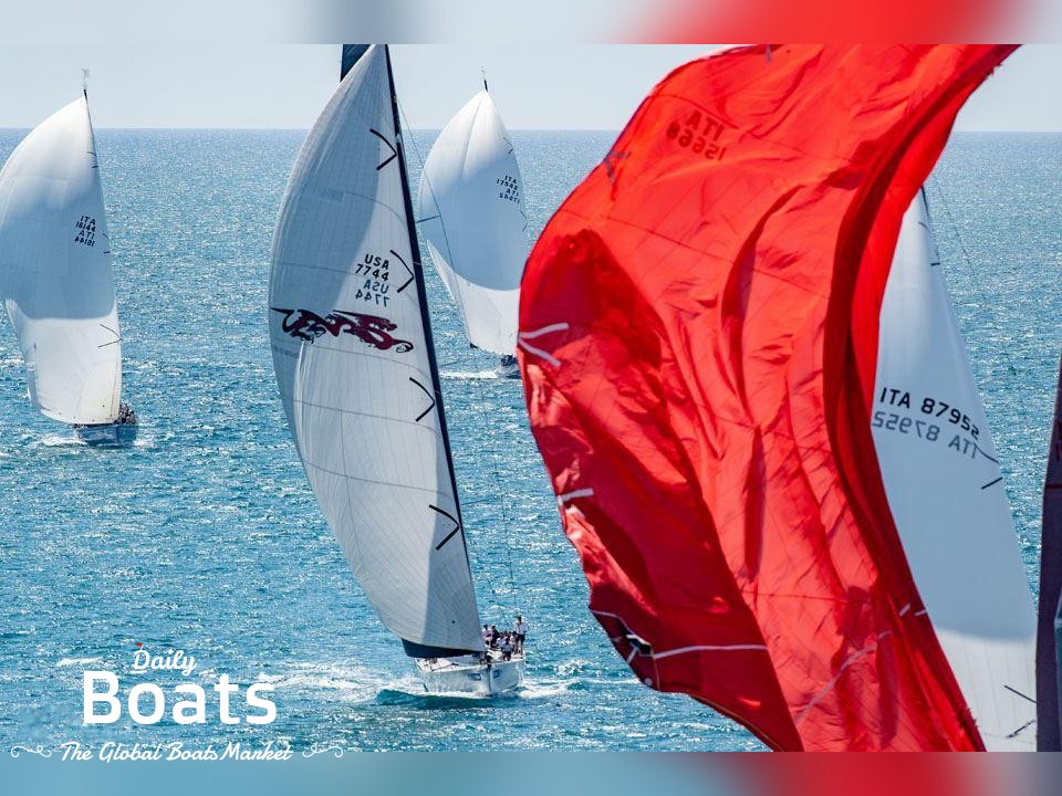 2009 Davidson Custom 70 (Mini Maxi) for sale. View price, photos and ...