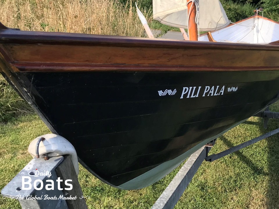 1990 Classic John Kerr Dipping Lug for sale. View price, photos and Buy ...