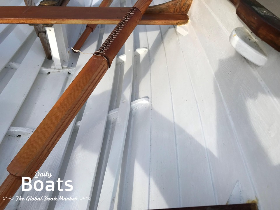 1990 Classic John Kerr Dipping Lug for sale. View price, photos and Buy ...