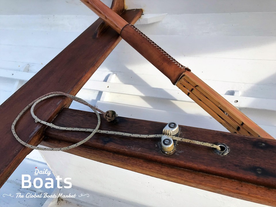 1990 Classic John Kerr Dipping Lug for sale. View price, photos and Buy ...