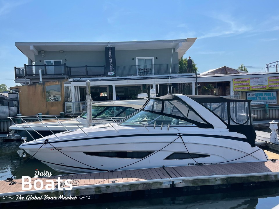 2017 Regal 32 Express for sale. View price, photos and Buy 2017 Regal ...