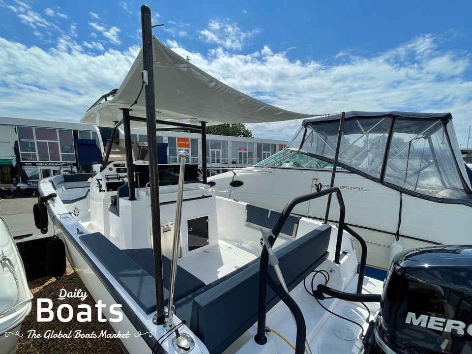 2020 Dromeas D28 Cc for sale. View price, photos and Buy 2020 Dromeas ...