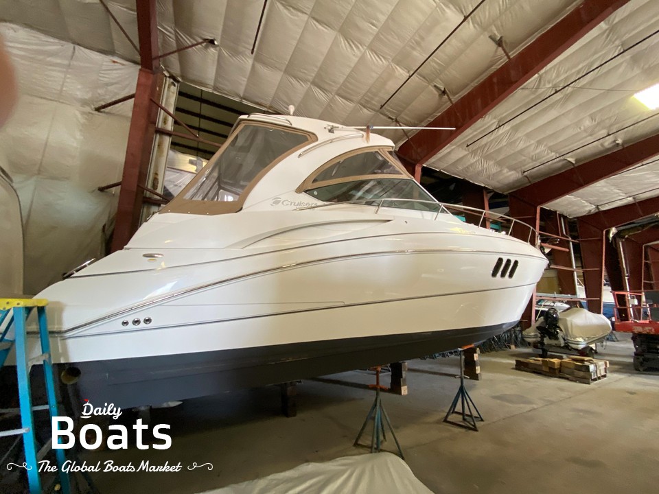 2008 Cruisers Yachts 360 Express for sale. View price, photos and Buy ...