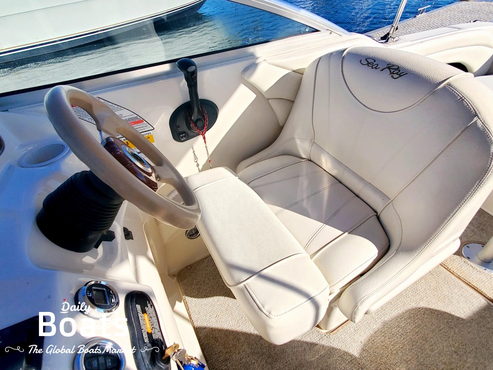 2001 Sea Ray 225 Weekender for sale. View price, photos and Buy 2001 ...