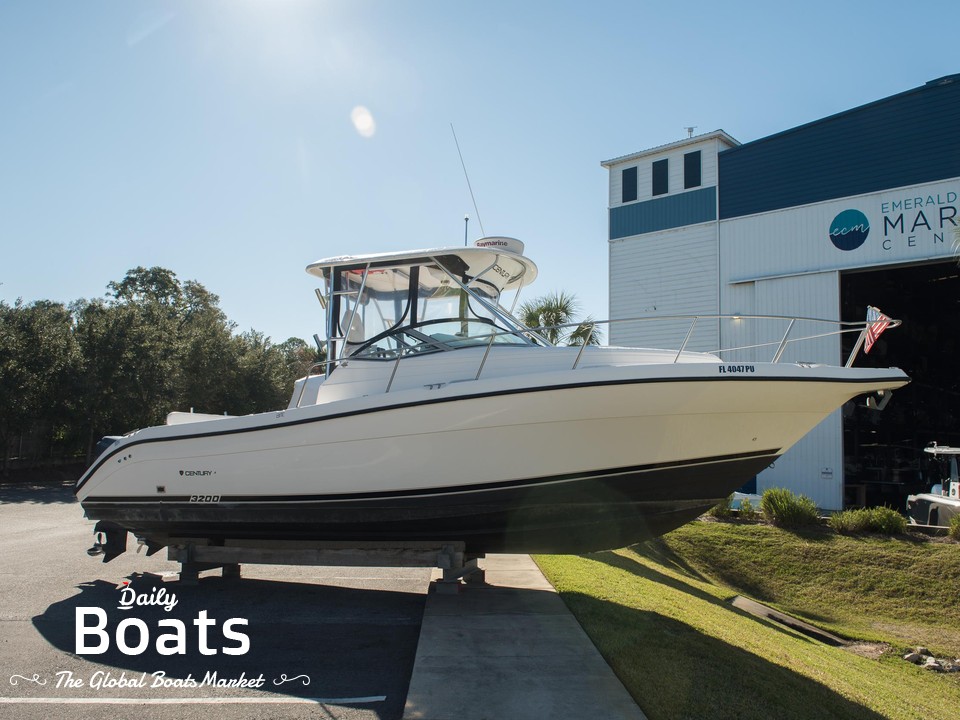 Walkaround boats Century 32 for sale - Daily Boats