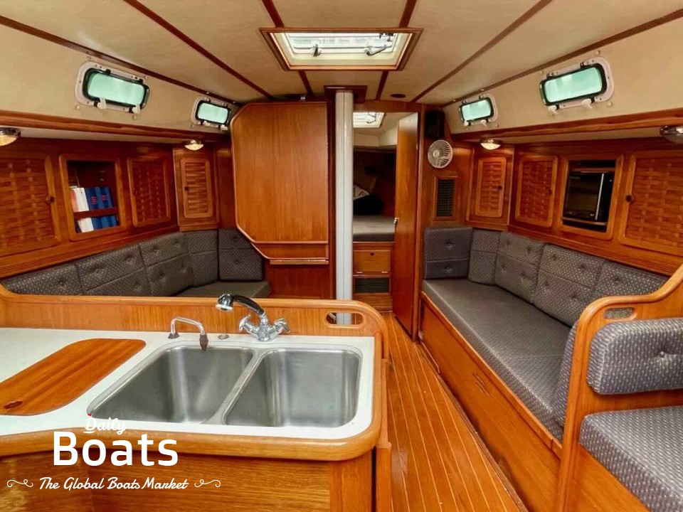 1988 Sabre 38 Mk Ii for sale. View price, photos and Buy 1988 Sabre 38 ...