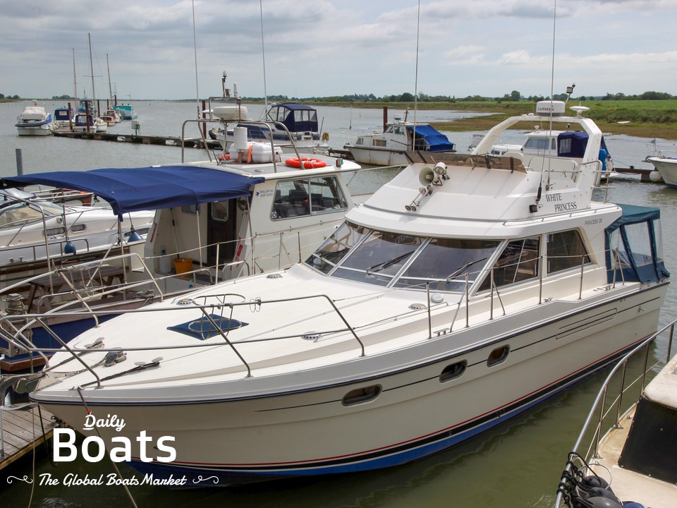 1987 Princess 35 Flybridge for sale. View price, photos and Buy 1987 ...