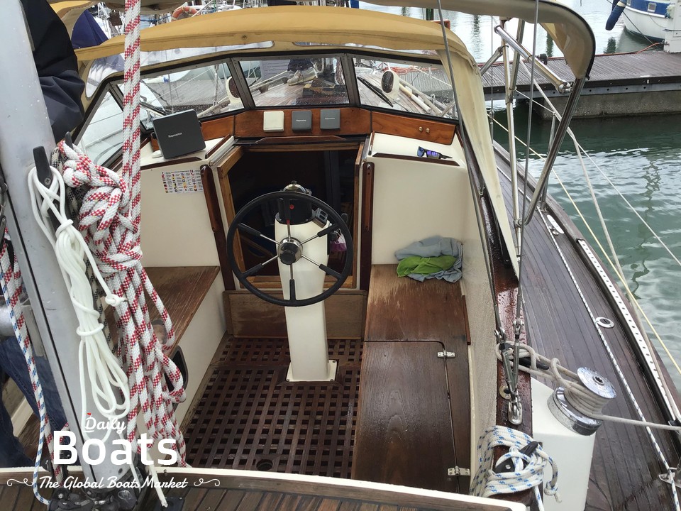 1990 J Boats Marina 95 for sale. View price, photos and Buy 1990 J ...