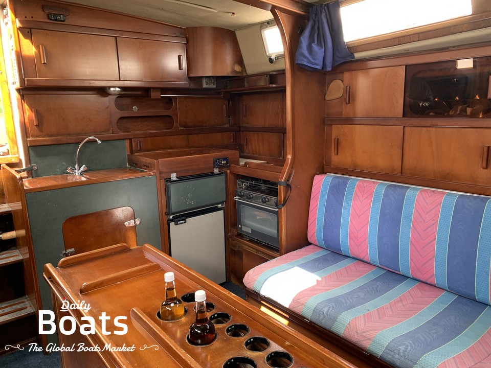 1979 Amel Maramu 46 for sale. View price, photos and Buy 1979 Amel ...