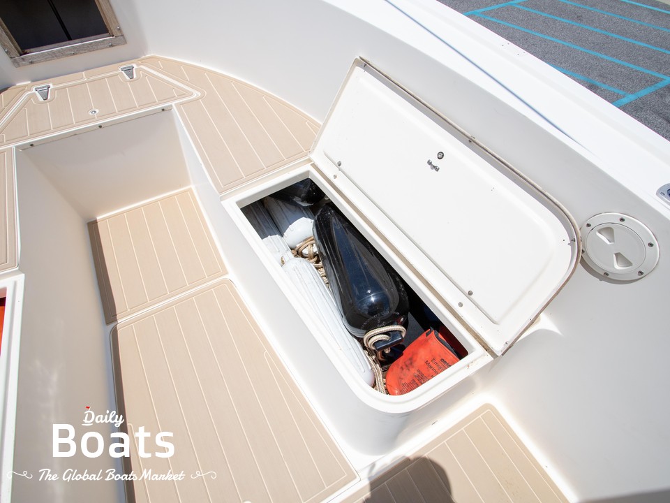 1990 Mako 261 Center Console for sale. View price, photos and Buy 1990 ...