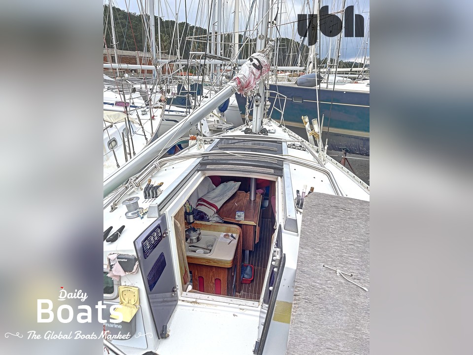 1986 Beneteau First 305 for sale. View price, photos and Buy 1986 Beneteau First 305 #298133