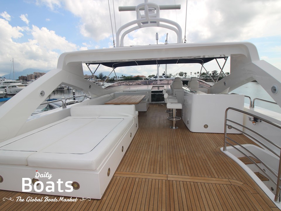 2010 Sunseeker 30M Yacht for sale. View price, photos and Buy 2010 ...