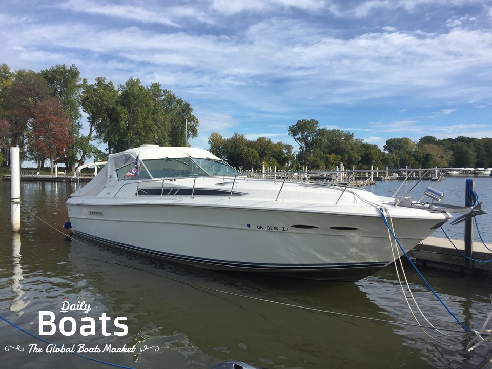 1989 Sea Ray 390 Express Cruiser for sale. View price, photos and Buy ...