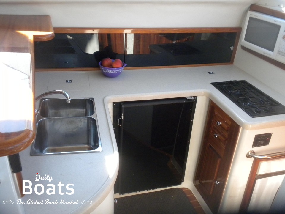 1999 Lindell 38 Sport Fisher for sale. View price, photos and Buy 1999 ...