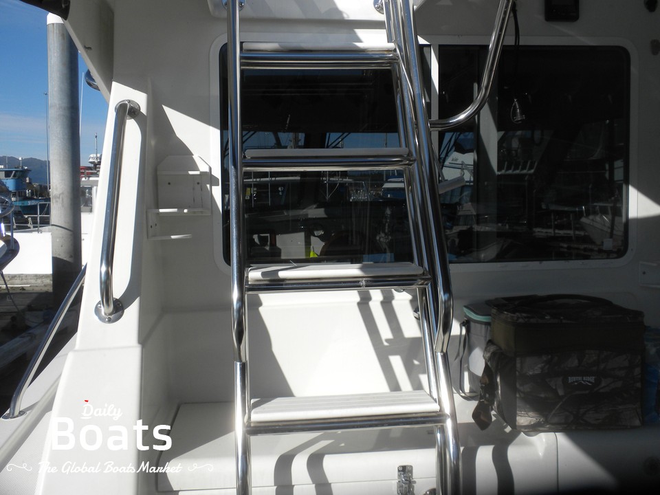 1999 Lindell 38 Sport Fisher for sale. View price, photos and Buy 1999 ...