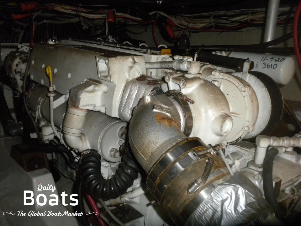 1999 Lindell 38 Sport Fisher for sale. View price, photos and Buy 1999 ...