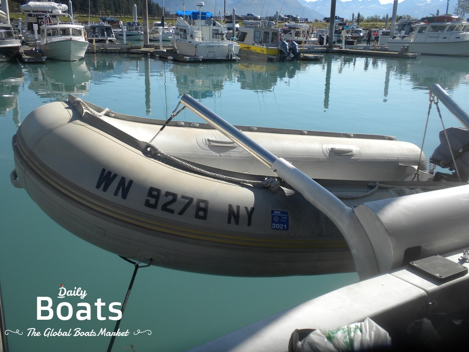 1999 Lindell 38 Sport Fisher for sale. View price, photos and Buy 1999 ...