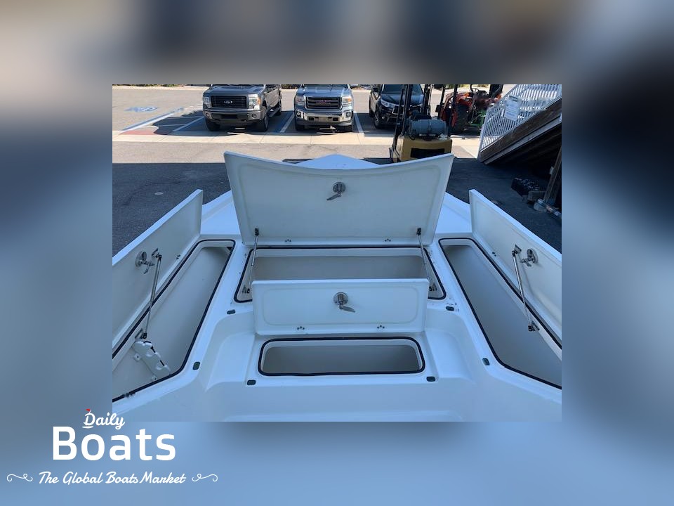 2018 Triton 220 Lts for sale. View price, photos and Buy 2018 Triton ...