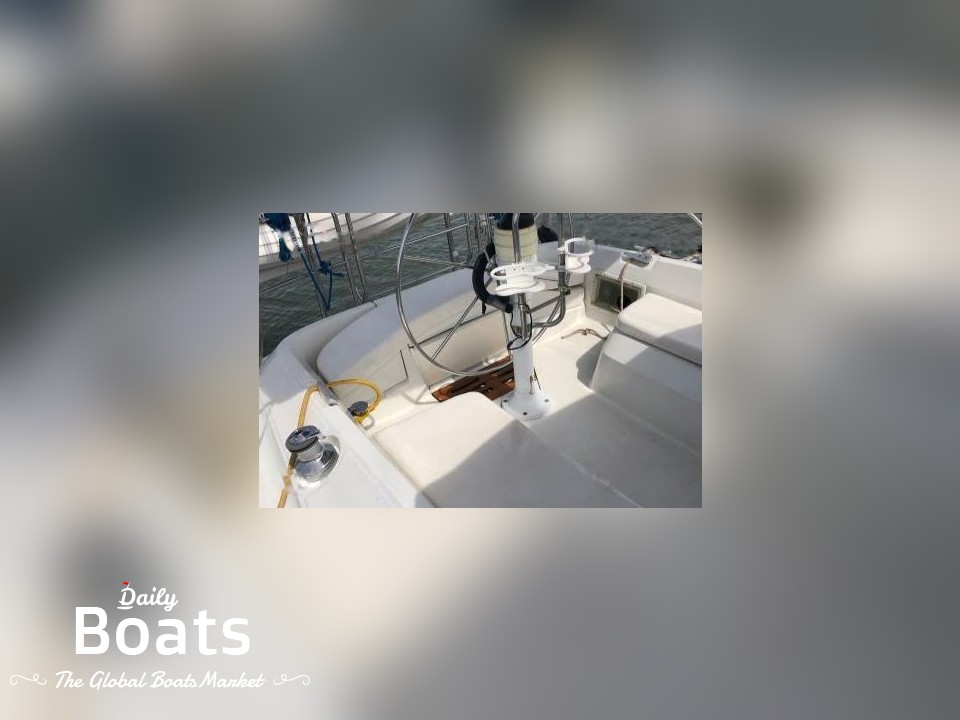 1988 Hunter Legend 37 for sale. View price, photos and Buy 1988 Hunter ...