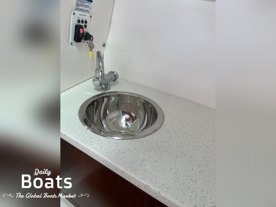 2021 Robalo R247 Dual Console for sale. View price, photos and Buy 2021 ...