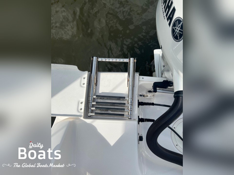 2021 Robalo R247 Dual Console for sale. View price, photos and Buy 2021 ...