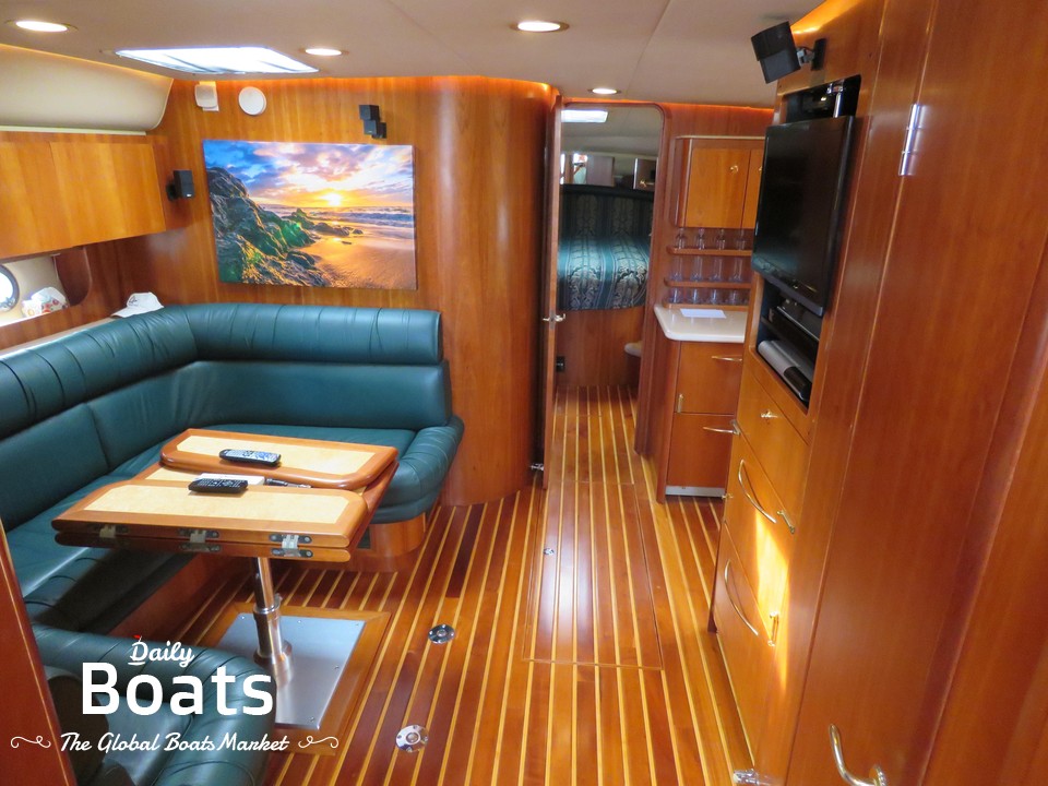 2000 Tiara Yachts 5200 Express - 3 Stateroom for sale. View price ...
