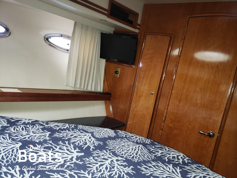 2002 Carver 564 Cockpit Motor Yacht for sale. View price, photos and ...