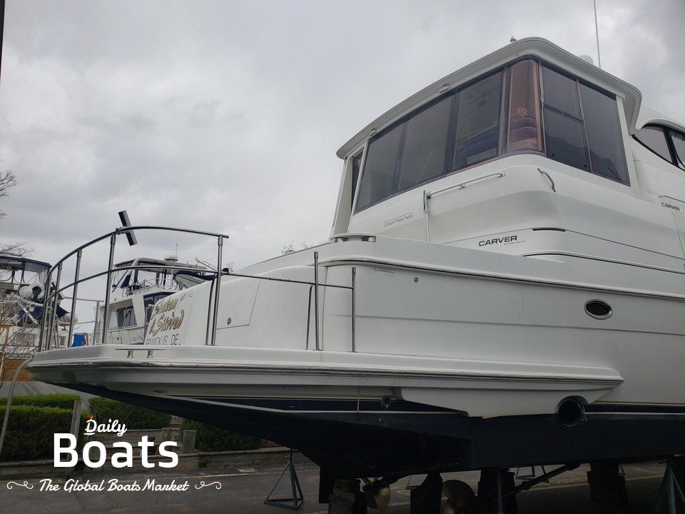 2002 Carver 564 Cockpit Motor Yacht for sale. View price, photos and ...