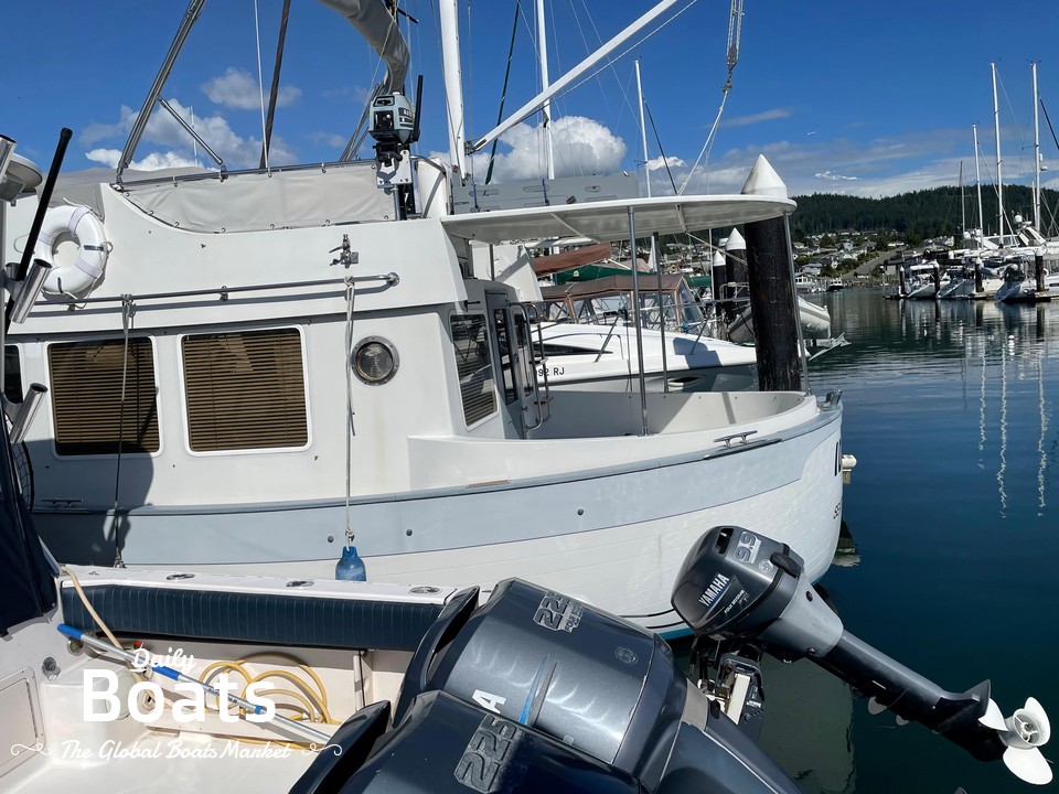 1988 Willard Marine 30 Mark Iv Trawler for sale. View price, photos and ...