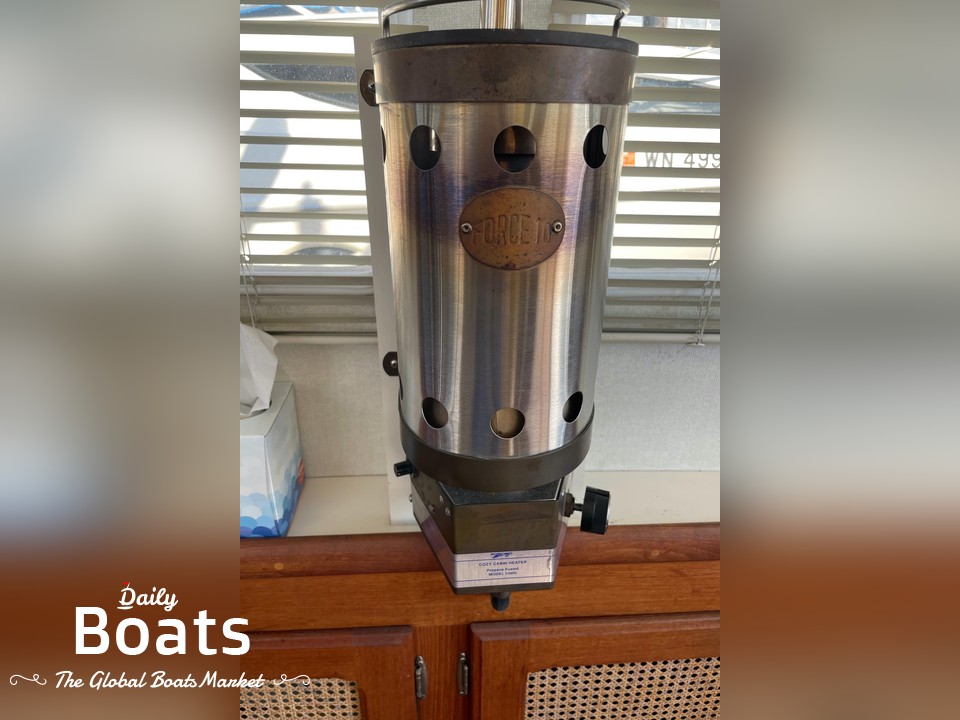 1988 Willard Marine 30 Mark Iv Trawler for sale. View price, photos and ...