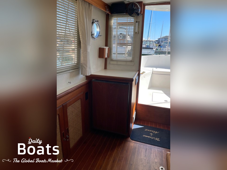 1988 Willard Marine 30 Mark Iv Trawler for sale. View price, photos and ...