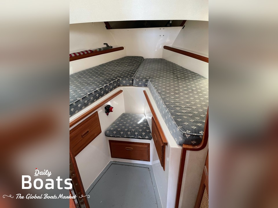 1988 Willard Marine 30 Mark Iv Trawler for sale. View price, photos and ...